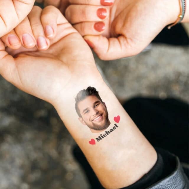 personnalisez-l-instant-avec-le-tatouage-ph-m-re-personnalis